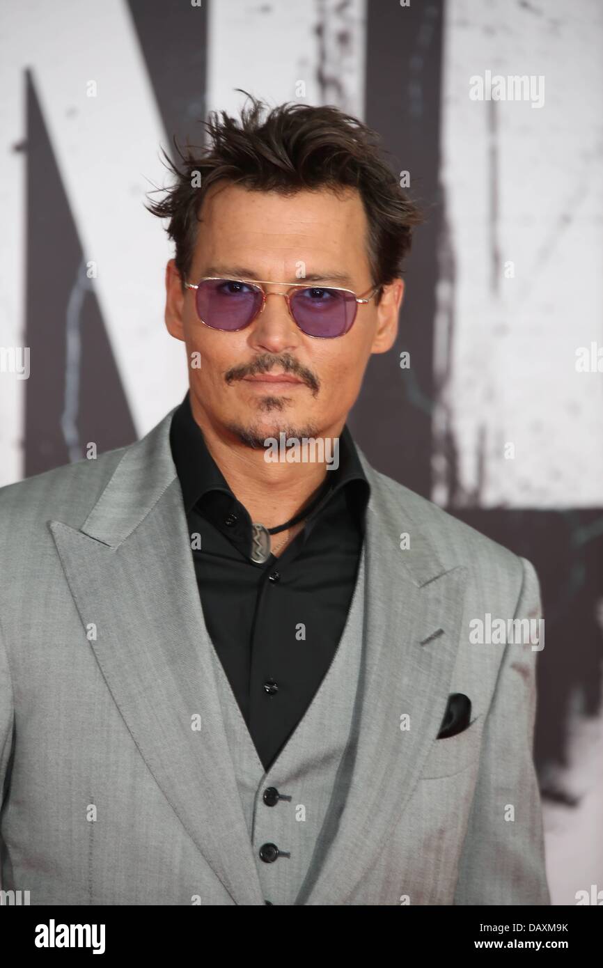 Johnny depp attends hi-res stock photography and images - Alamy