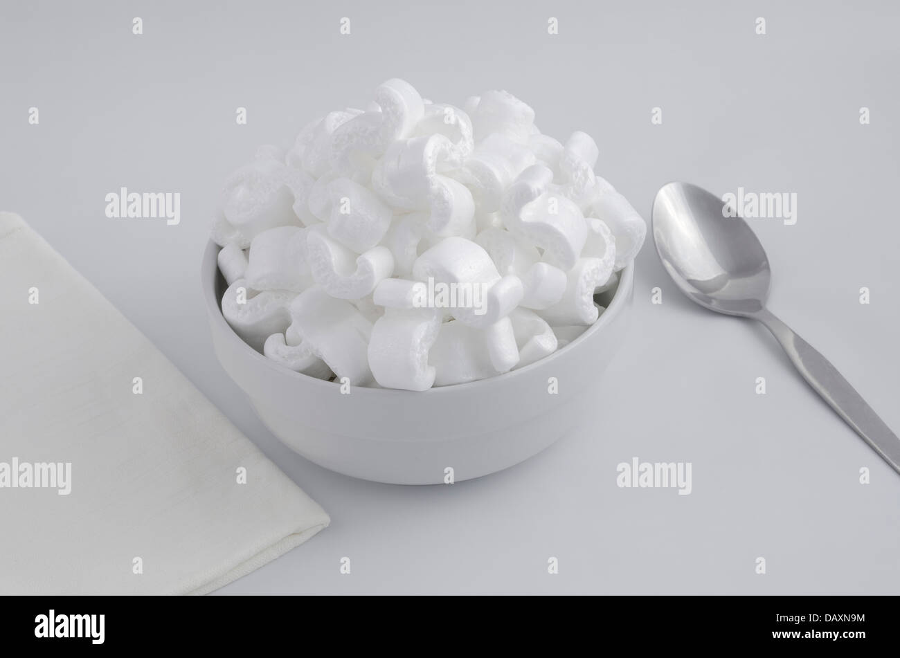 Styrofoam bowl hi-res stock photography and images - Alamy
