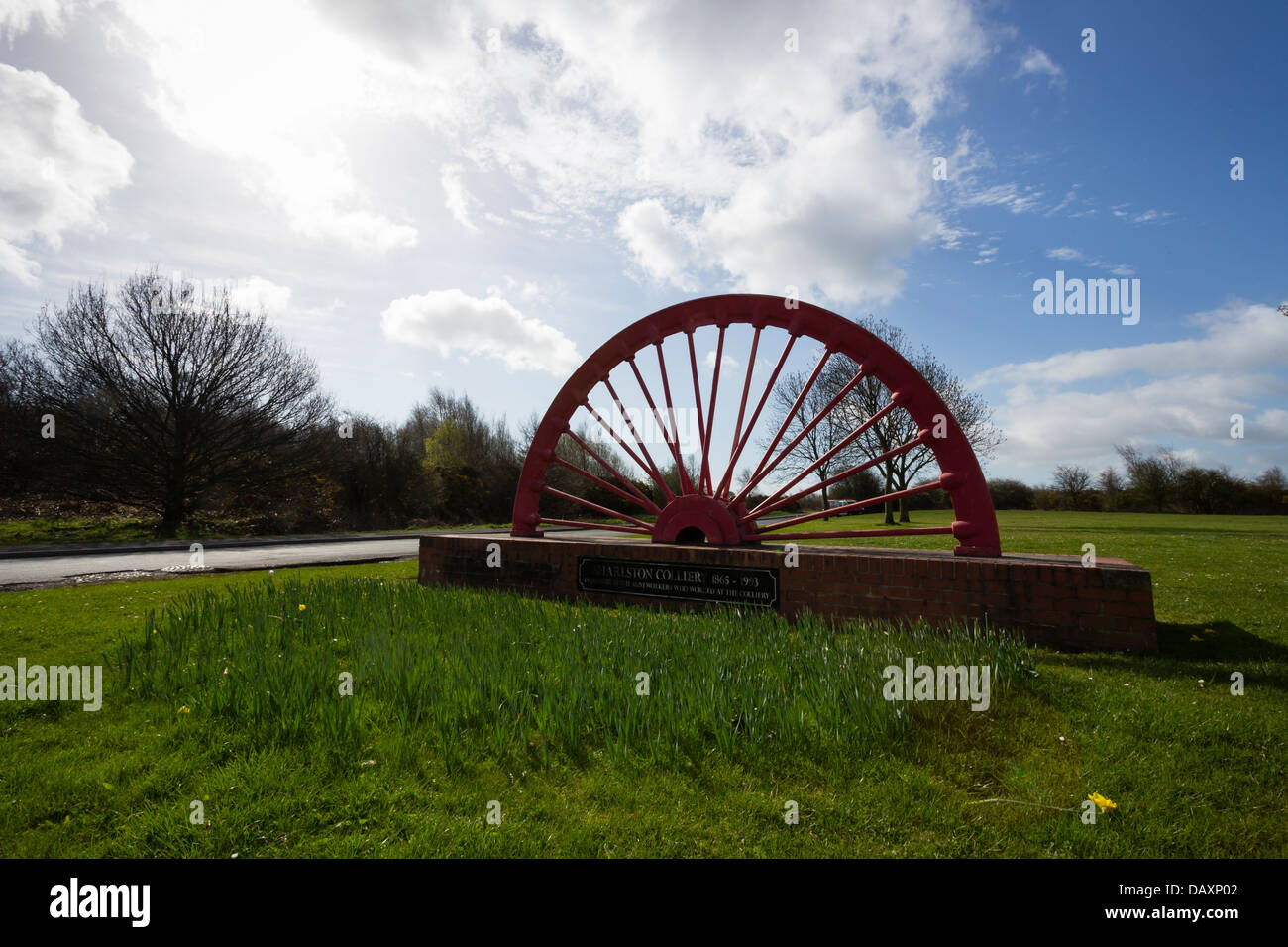 Yorkshire pit wheel hi-res stock photography and images - Alamy