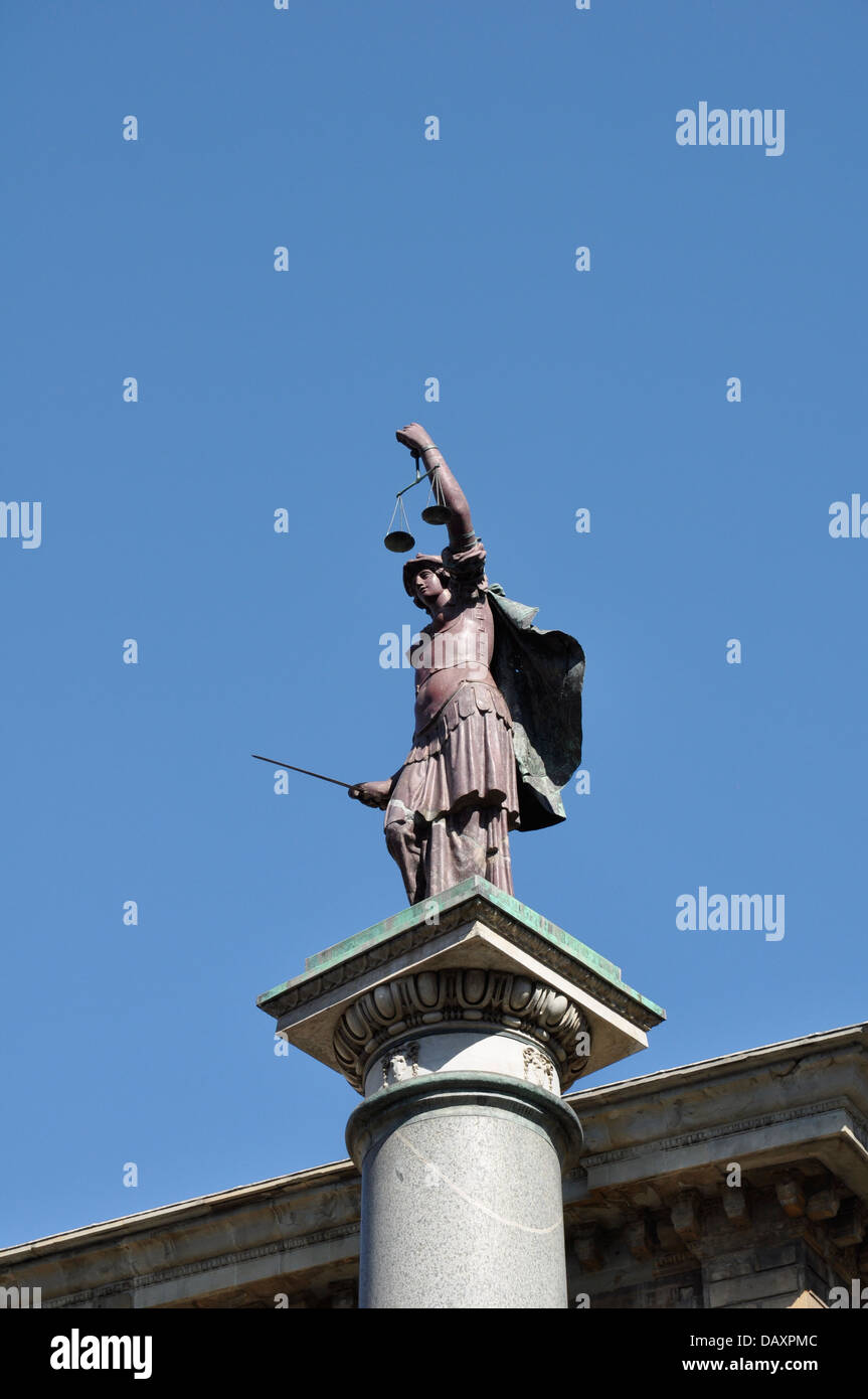 Column of the statue of justice hi-res stock photography and images - Alamy