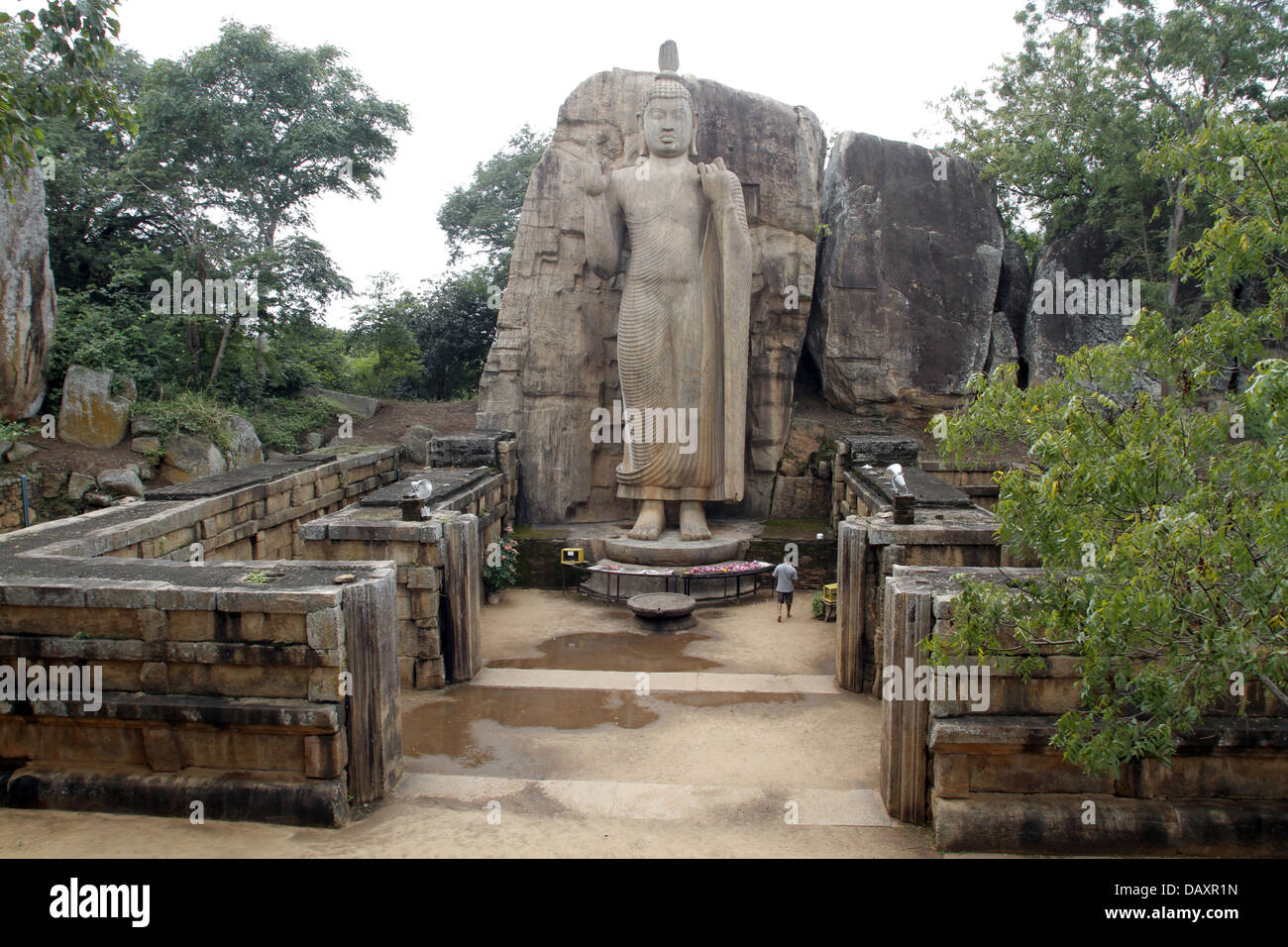Aukana Buddha Sri Lanka High Resolution Stock Photography and Images ...