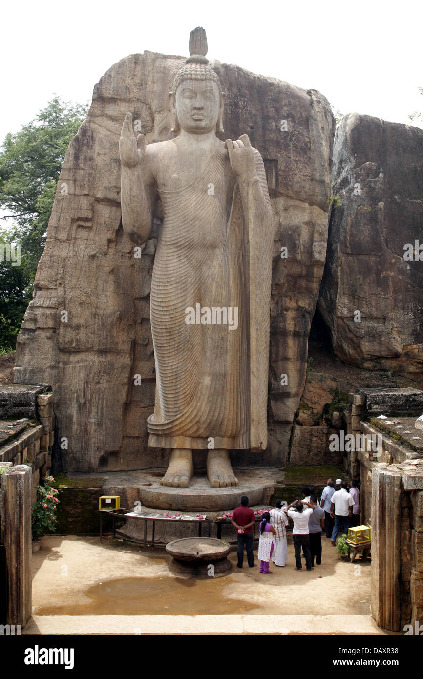 Aukana Buddha Sri Lanka High Resolution Stock Photography and Images ...