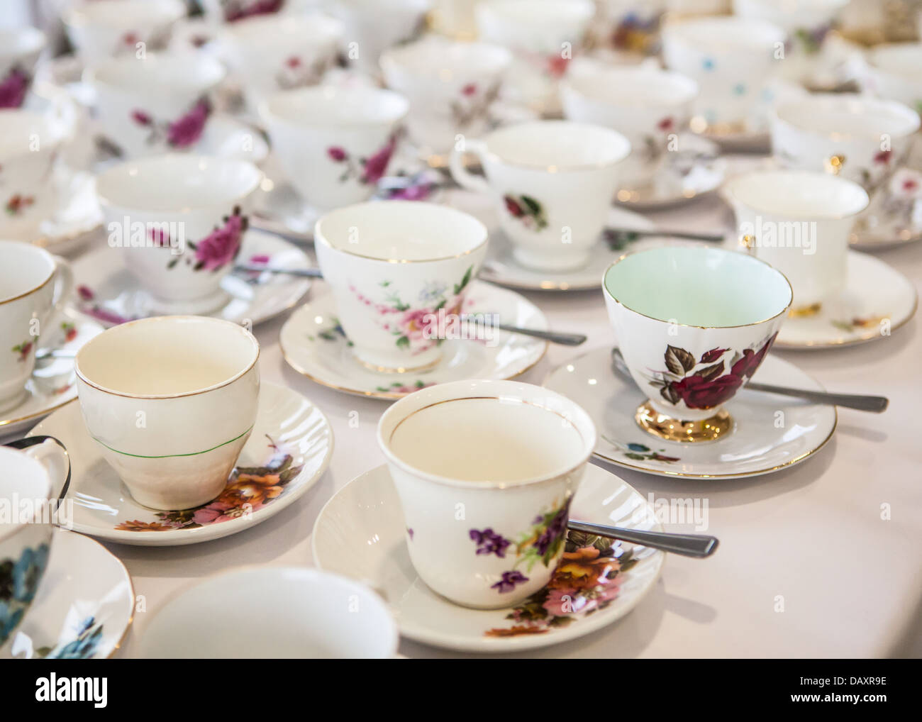 Low tea table hi-res stock photography and images - Alamy