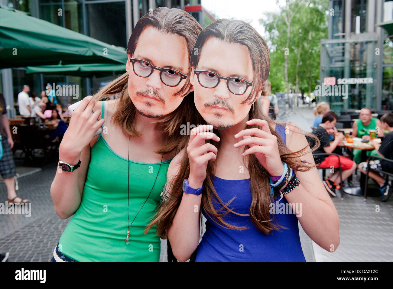 Johnny depp fans hi-res stock photography and images - Alamy