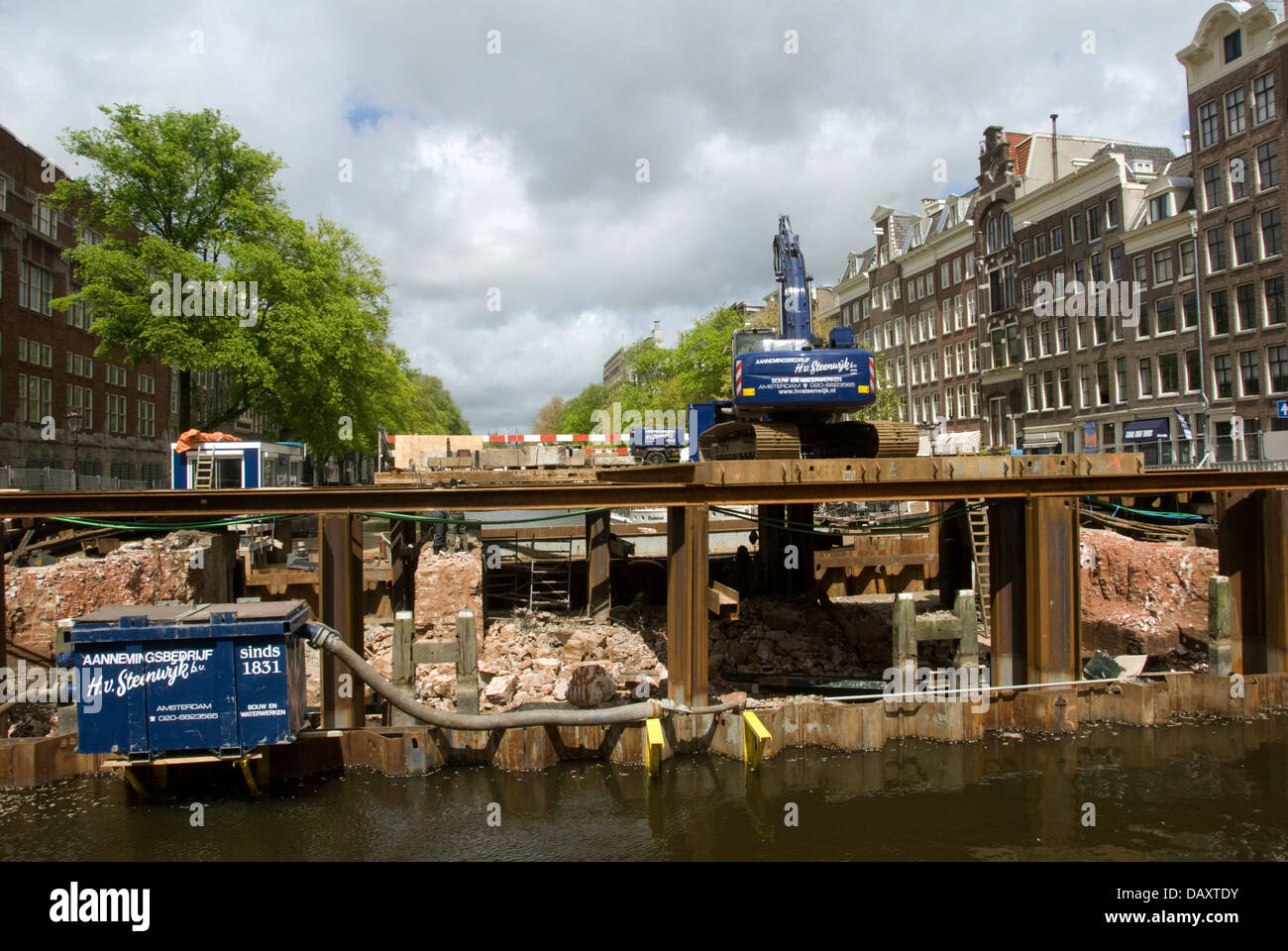 NETHERLANDS; AMSTERDAM; SIGNEL CANAL BRIDGE RESTORATION Stock Photo - Alamy