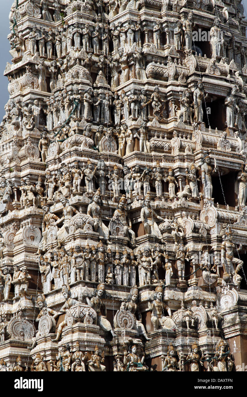 SRI MUTHUMARIAMMAN THEVASTHANAM HINDU TEMPLE MATALE SRI LANKA 11 March ...