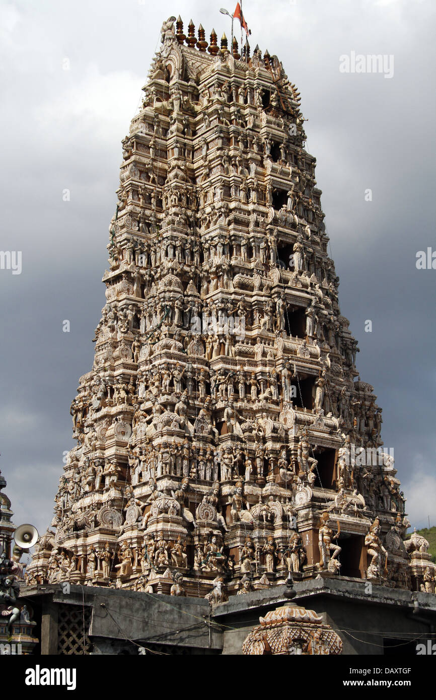 SRI MUTHUMARIAMMAN THEVASTHANAM HINDU TEMPLE MATALE SRI LANKA 11 March ...