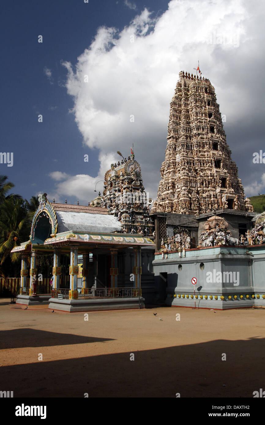 SRI MUTHUMARIAMMAN THEVASTHANAM HINDU TEMPLE MATALE SRI LANKA 11 March ...