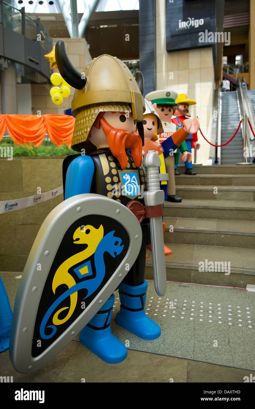Large life size hi-res stock photography and images - Alamy