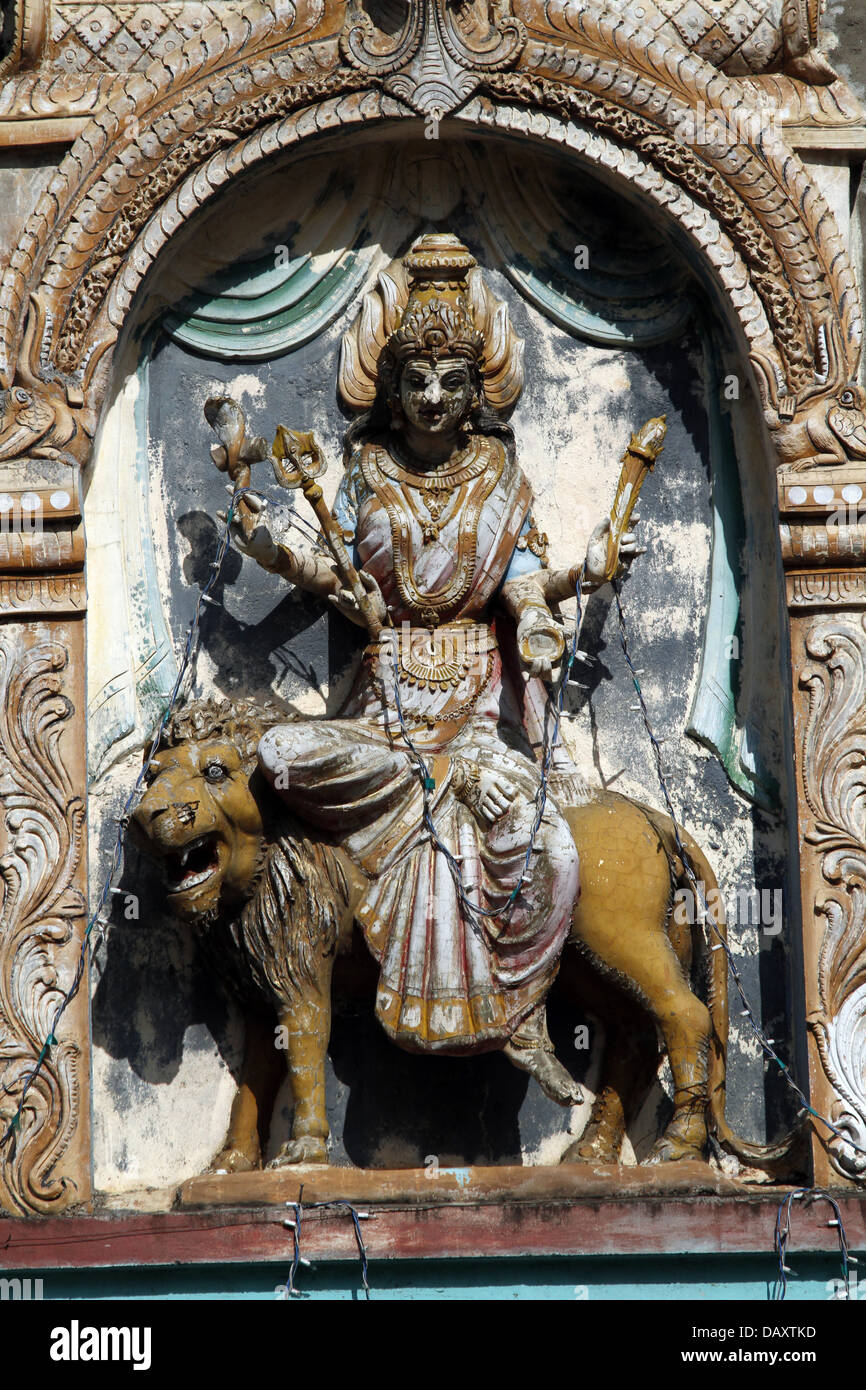 Hindu temple figure hi-res stock photography and images - Alamy