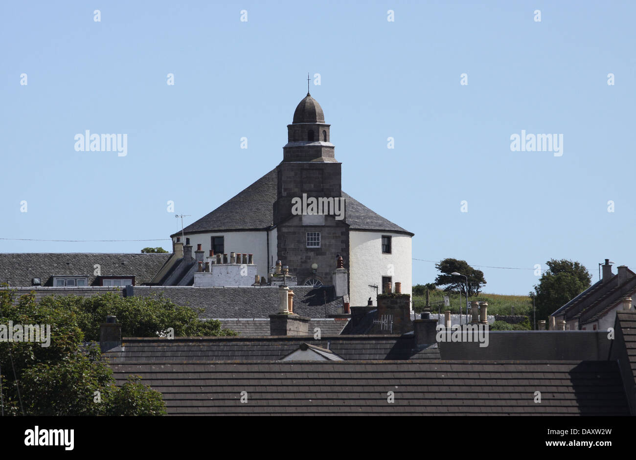 Islay bowmore round church hi-res stock photography and images - Alamy