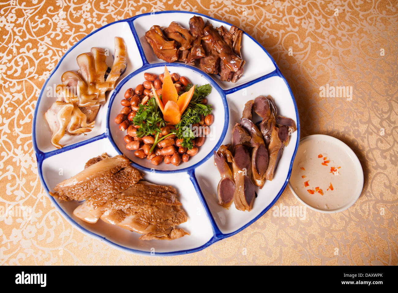 Same food different plate hi-res stock photography and images - Alamy