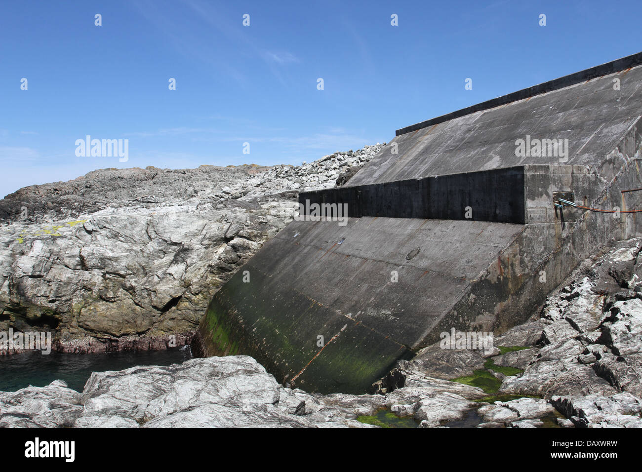 Islay wave power station hi-res stock photography and images - Alamy