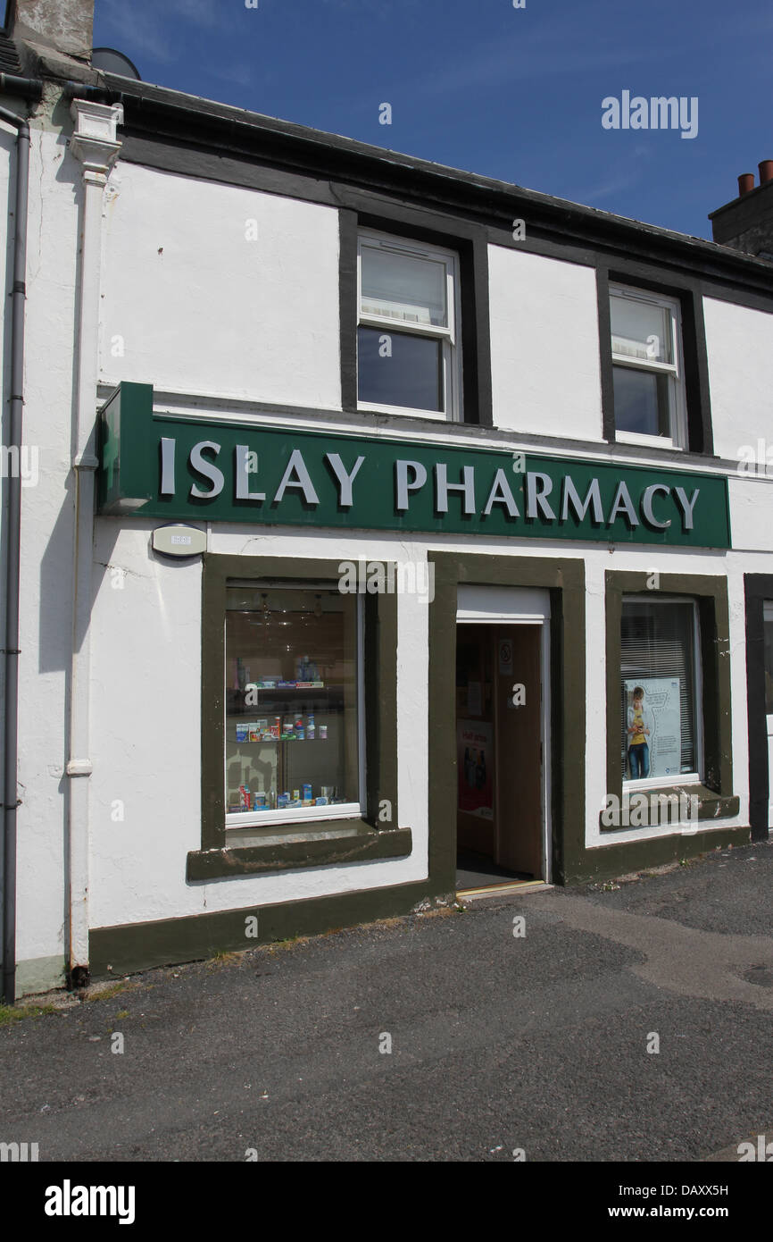 Pharmacy exterior hi-res stock photography and images - Alamy