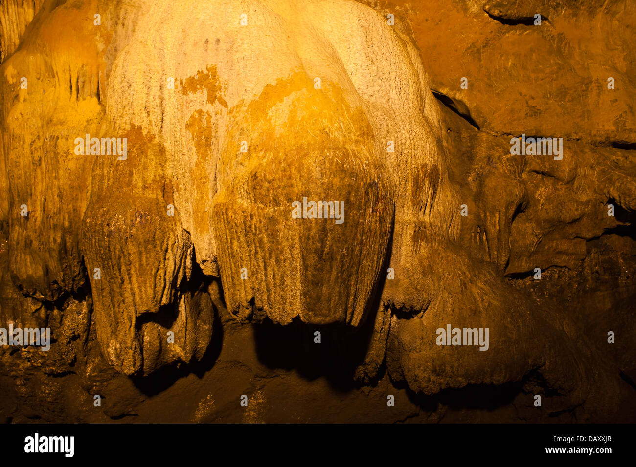 Rock formation in a cave, Borra Caves, Ananthagiri Hills, Araku Valley ...