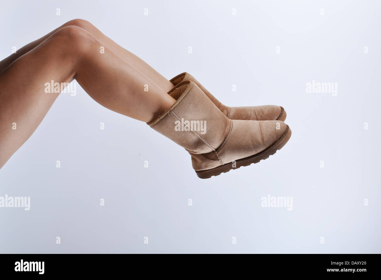 Female legs studio hi-res stock photography and images - Alamy