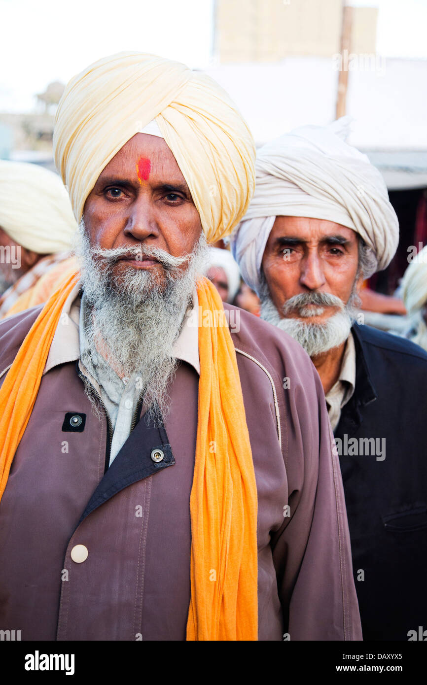 Sikh headgear hi-res stock photography and images - Alamy