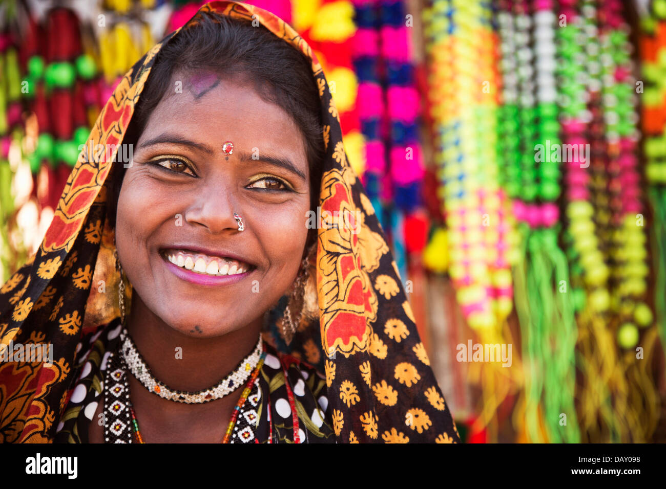 Rajasthani woman in traditional dress hi-res stock photography and ...
