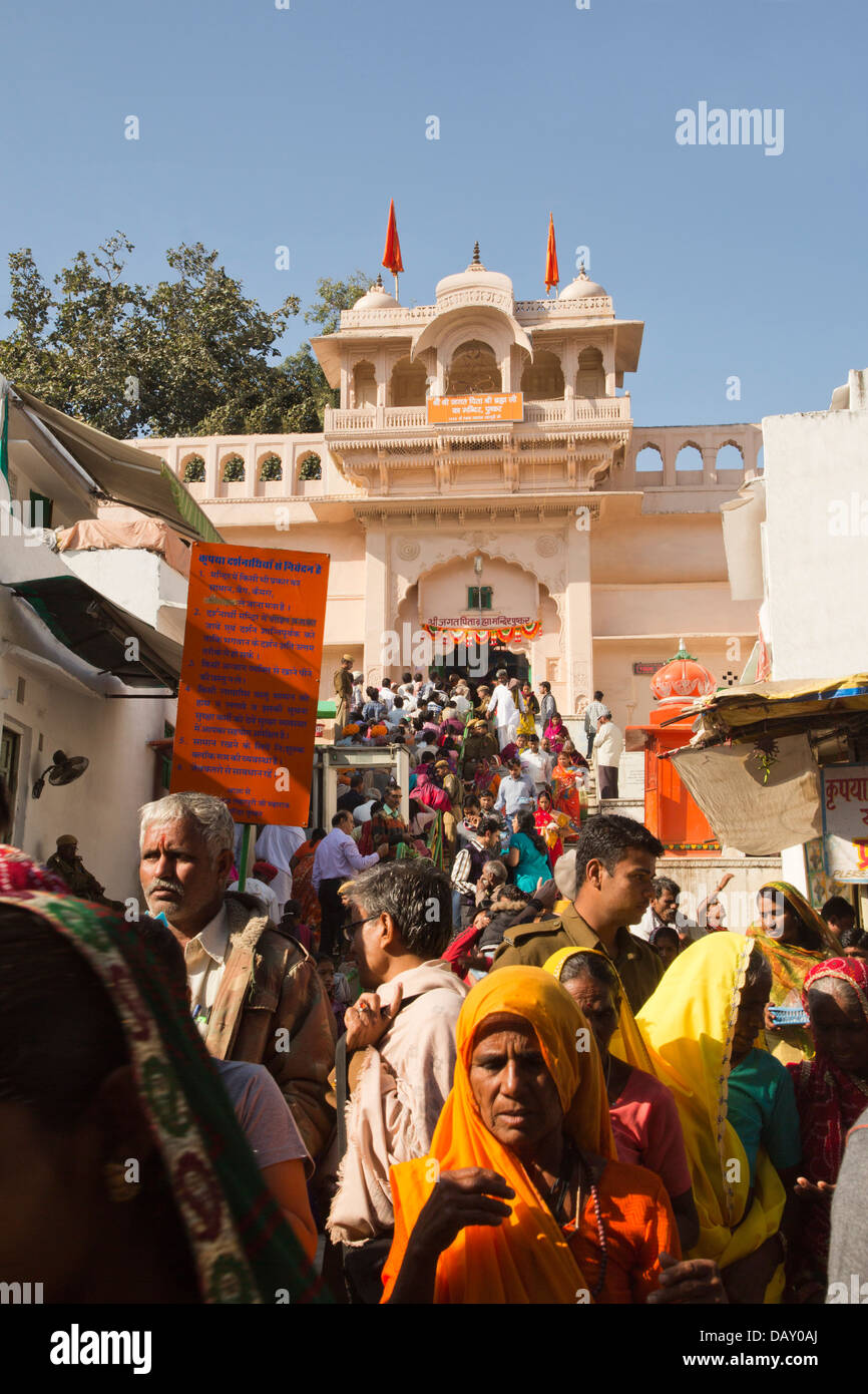 Crowd of devotees at a temple, Brahma Temple, Pushkar, Ajmer, Rajasthan ...