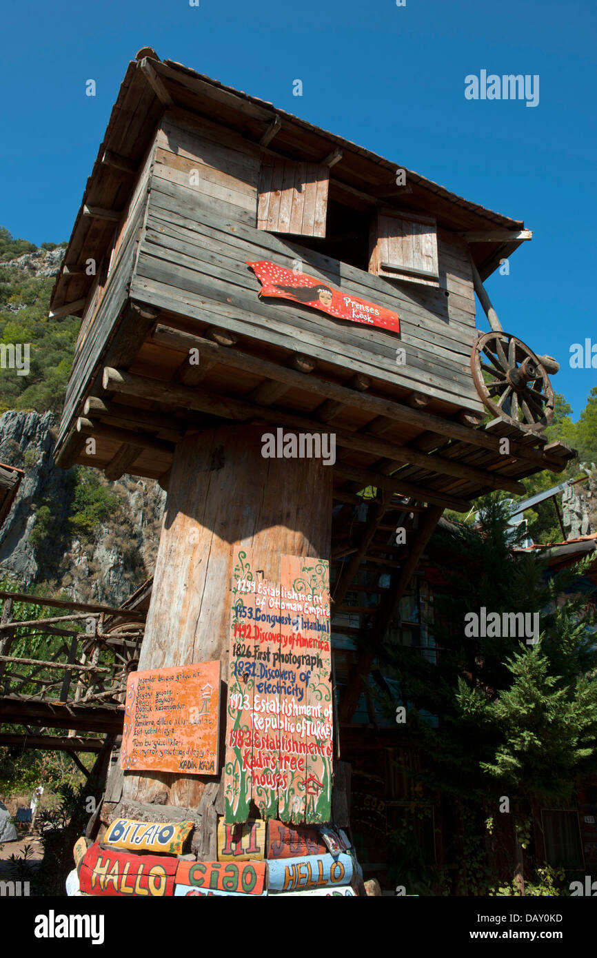 Kadirs tree houses hi-res stock photography and images - Alamy