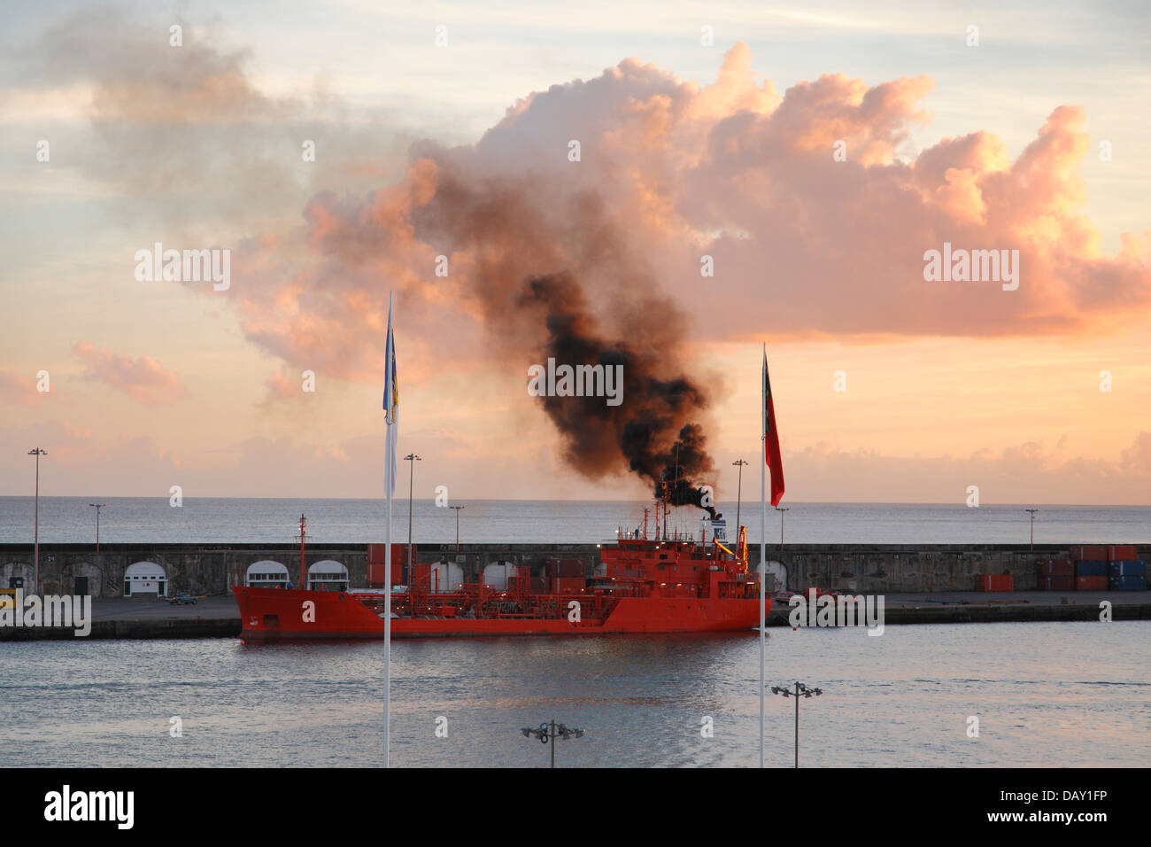 Air pollution caused by cargo ship Stock Photo - Alamy
