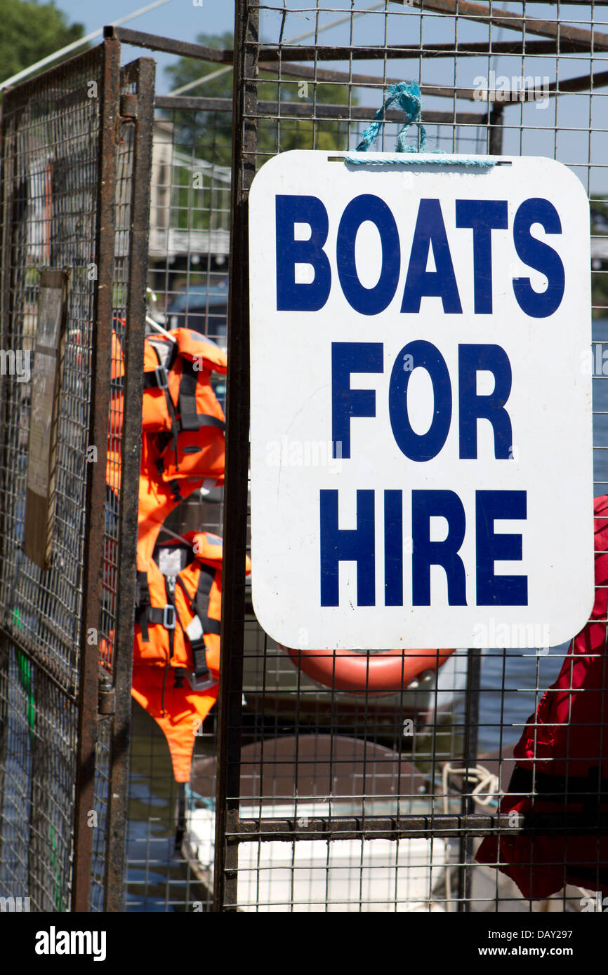 Boating boat sign hi-res stock photography and images - Alamy