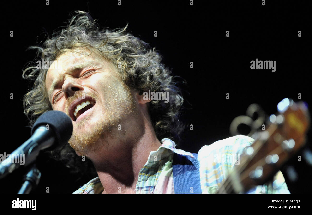 Damien rice hi-res stock photography and images - Alamy