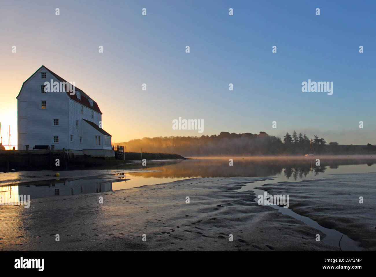 Woodbridge tide mill hi-res stock photography and images - Alamy