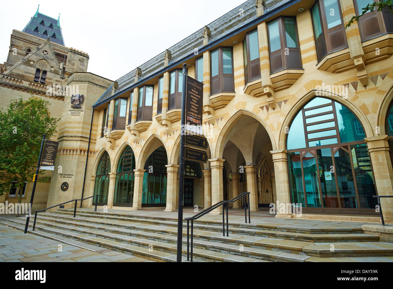 Northampton guildhall hi-res stock photography and images - Alamy