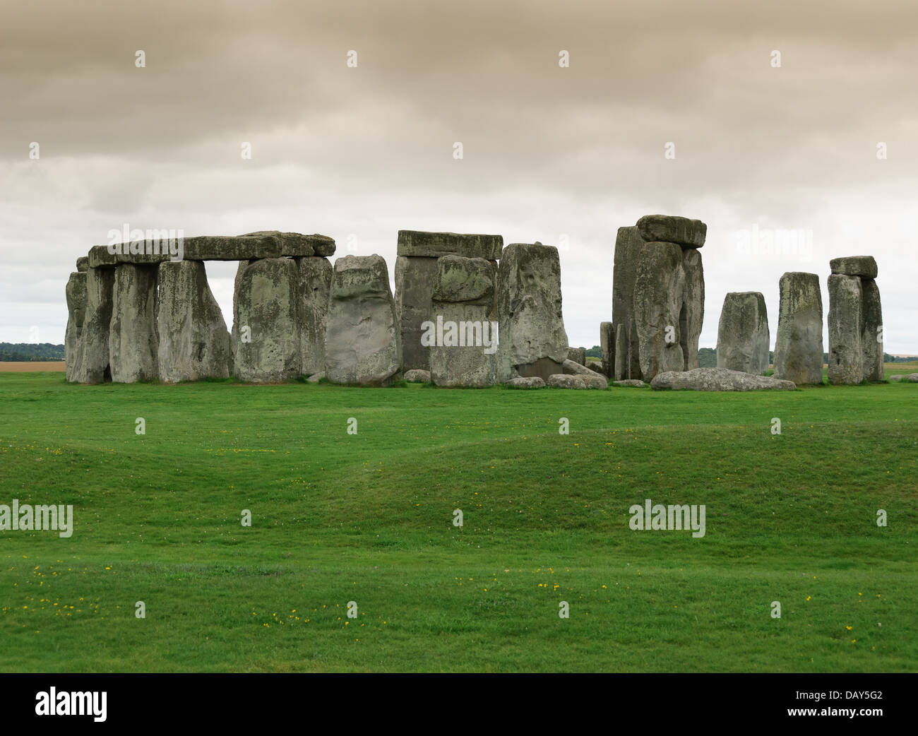 archaeological site of Stonehenge in Cornwall Stock Photo - Alamy