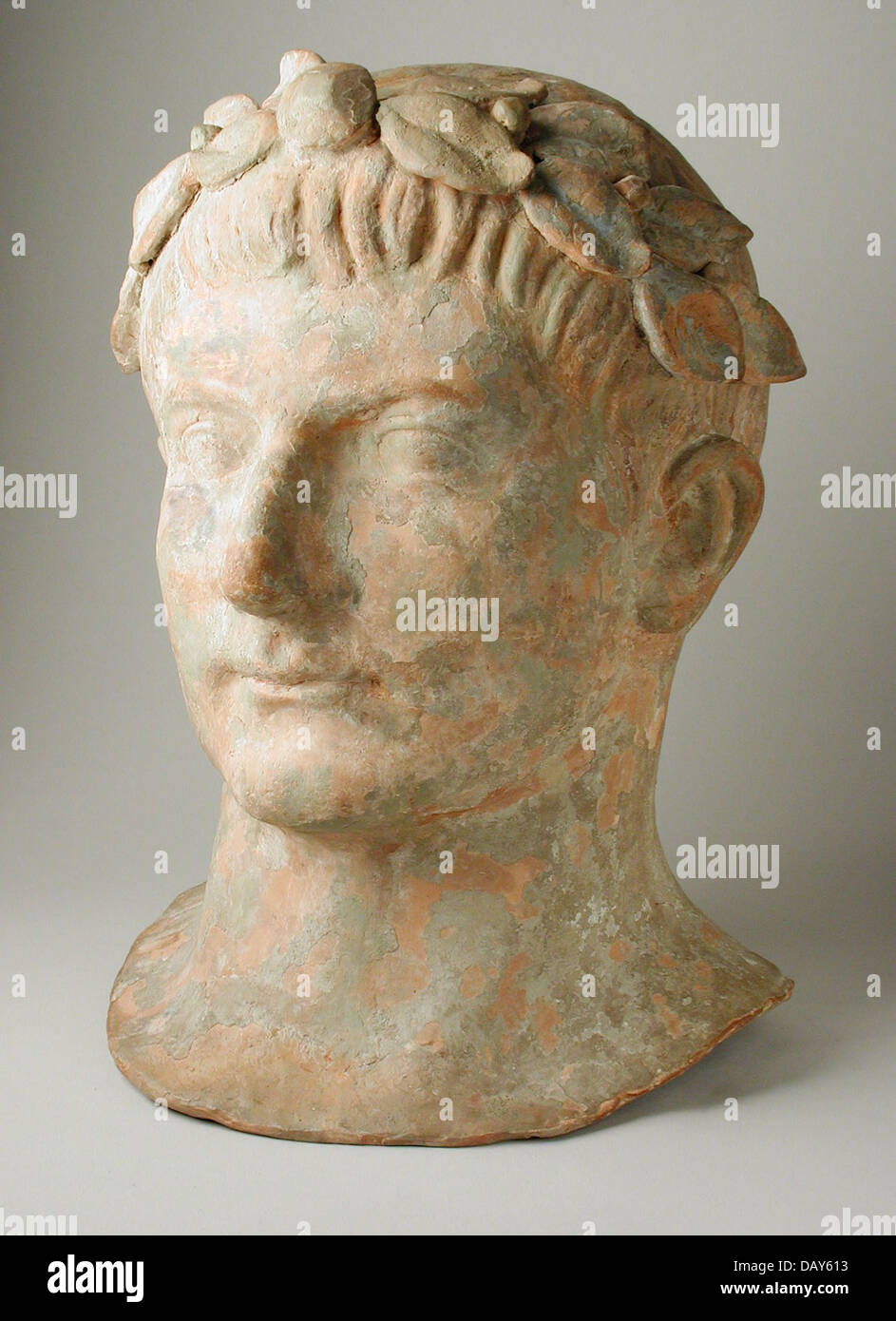 Wearing a laurel wreath hi-res stock photography and images - Alamy
