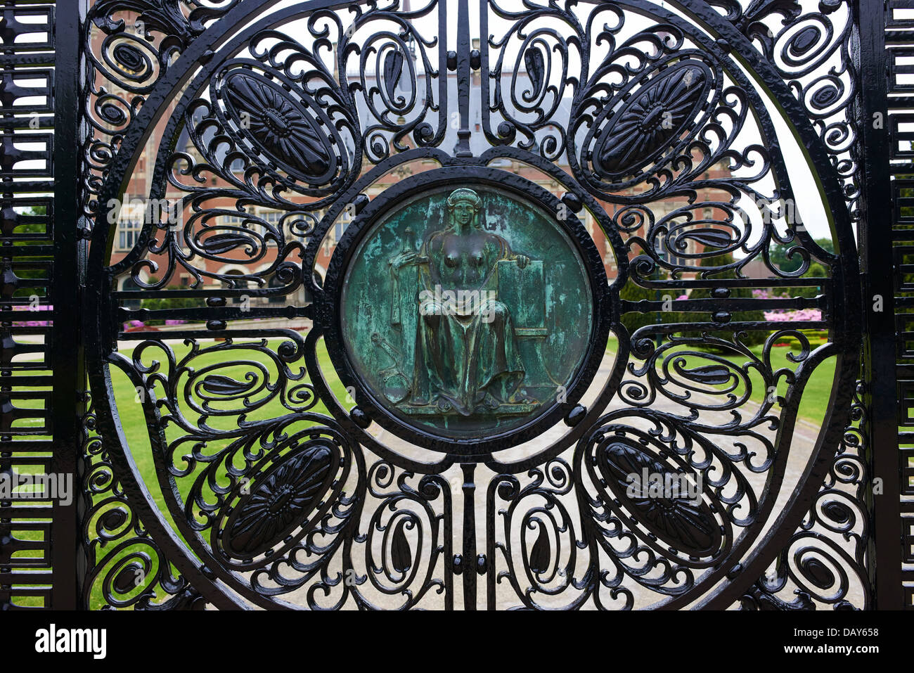 Hague designs hi-res stock photography and images - Alamy