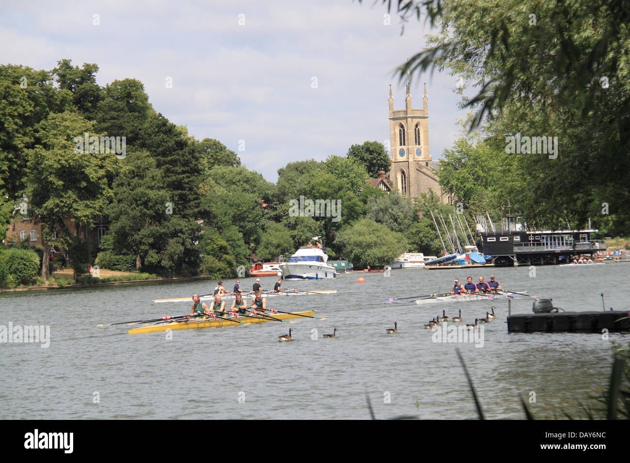 Guildford rowing club green twickenham hi-res stock photography and ...