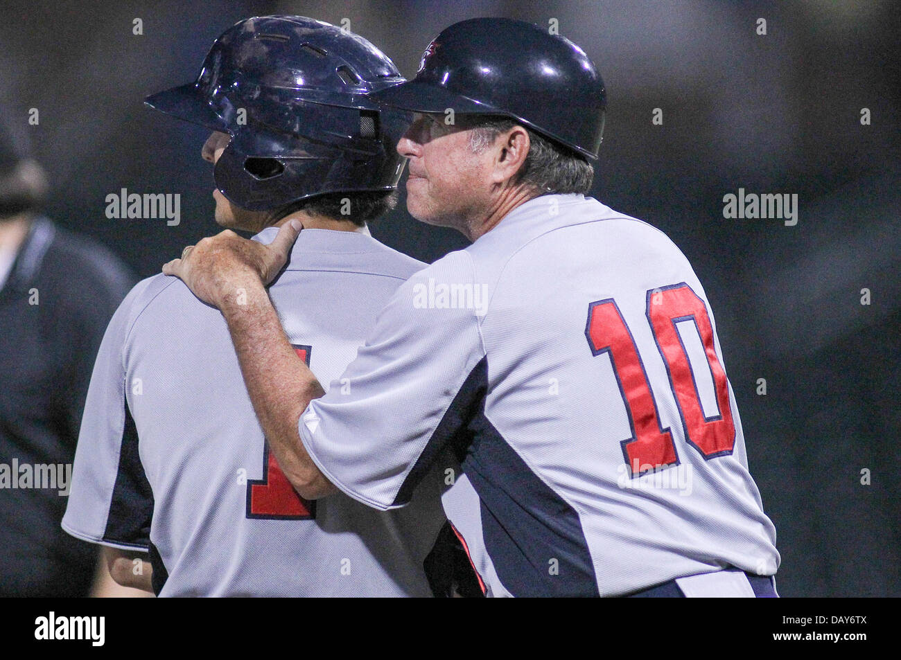 Off cener hi-res stock photography and images - Alamy