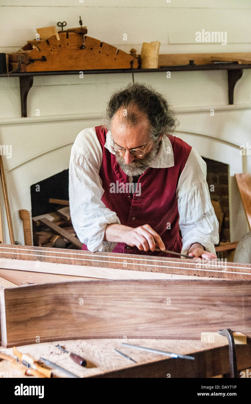 Colonial williamsburg furniture hi-res stock photography and images - Alamy