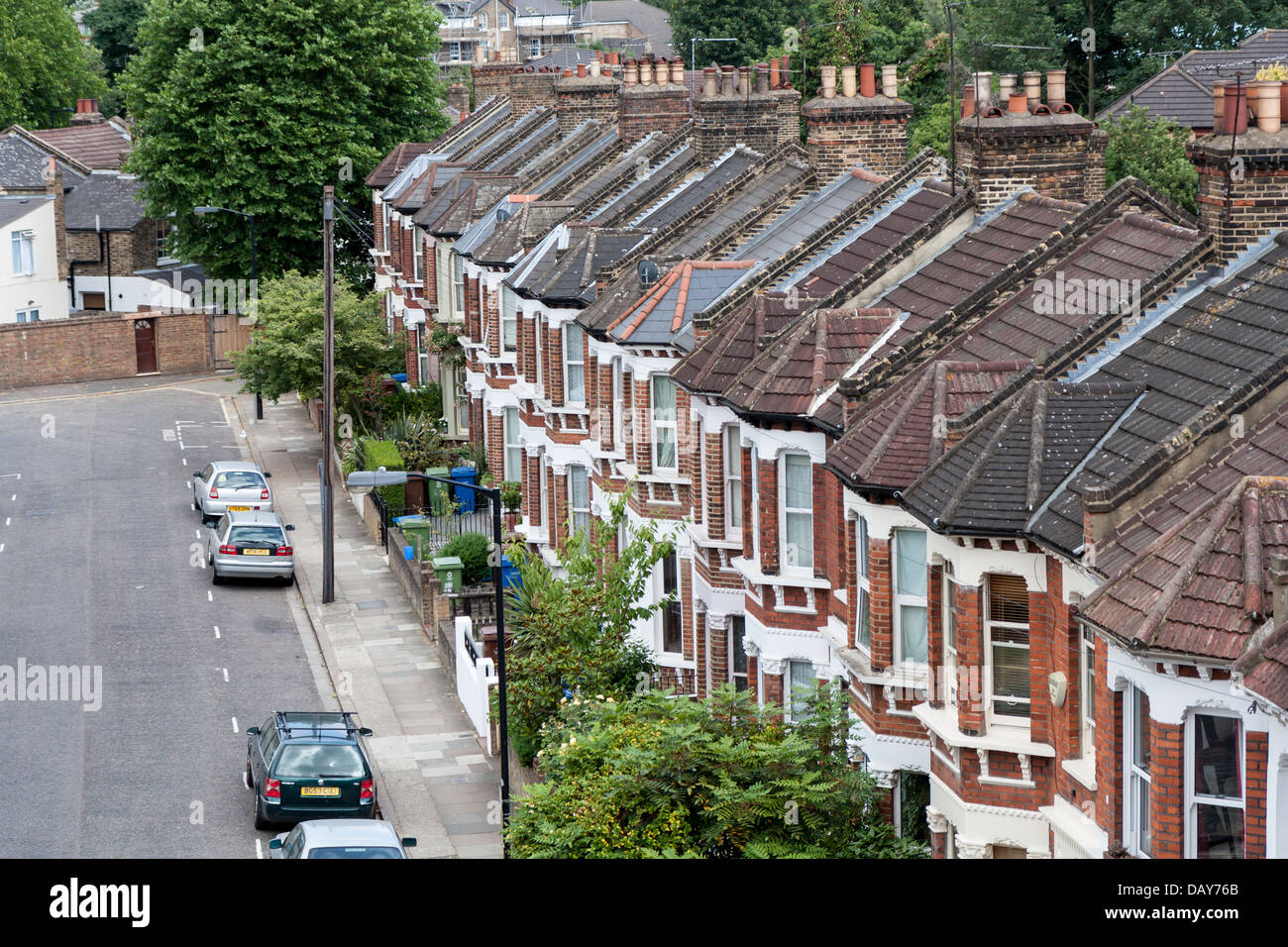 Victorian housing terrace hi-res stock photography and images - Alamy