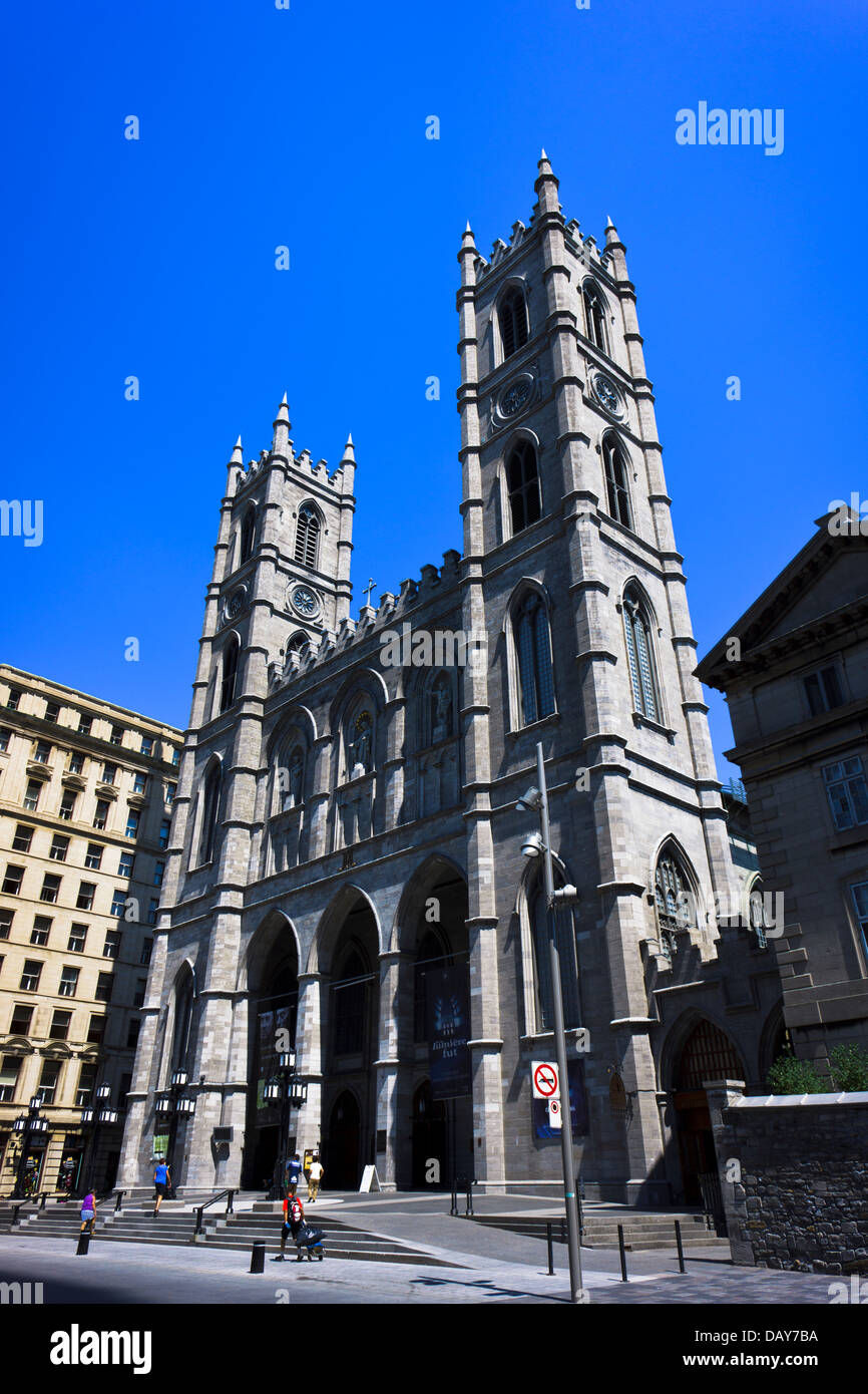 Basilique notre dame de montreal hi-res stock photography and images ...