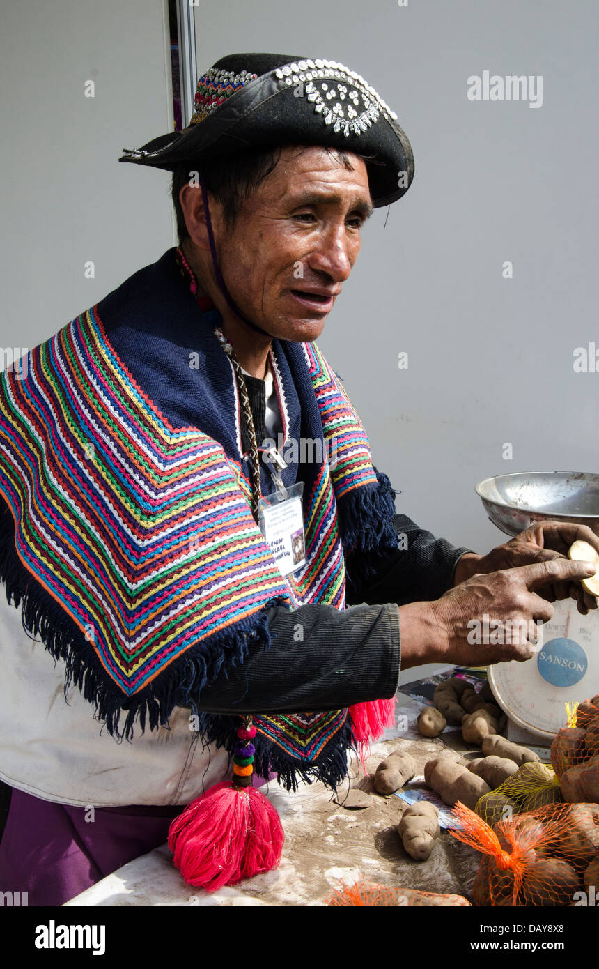 Andean agriculture hi-res stock photography and images - Alamy