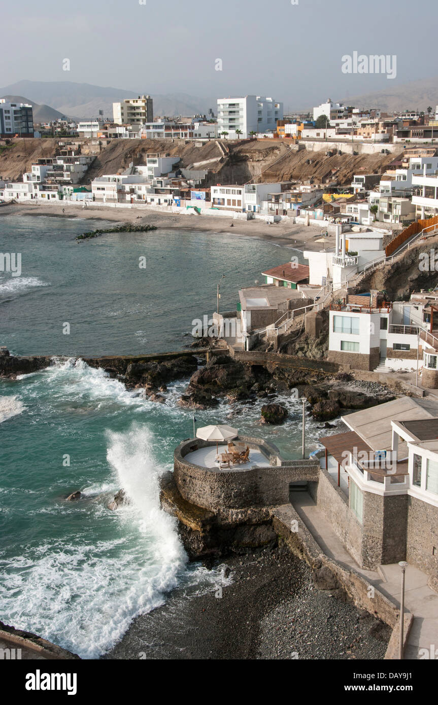 San bartolo peru hi-res stock photography and images - Alamy