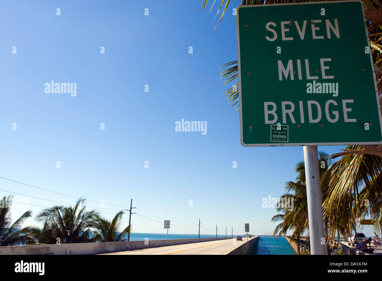 Seven Mile Bridge (US Highway 1). The bridge connects Key Vaca at ...