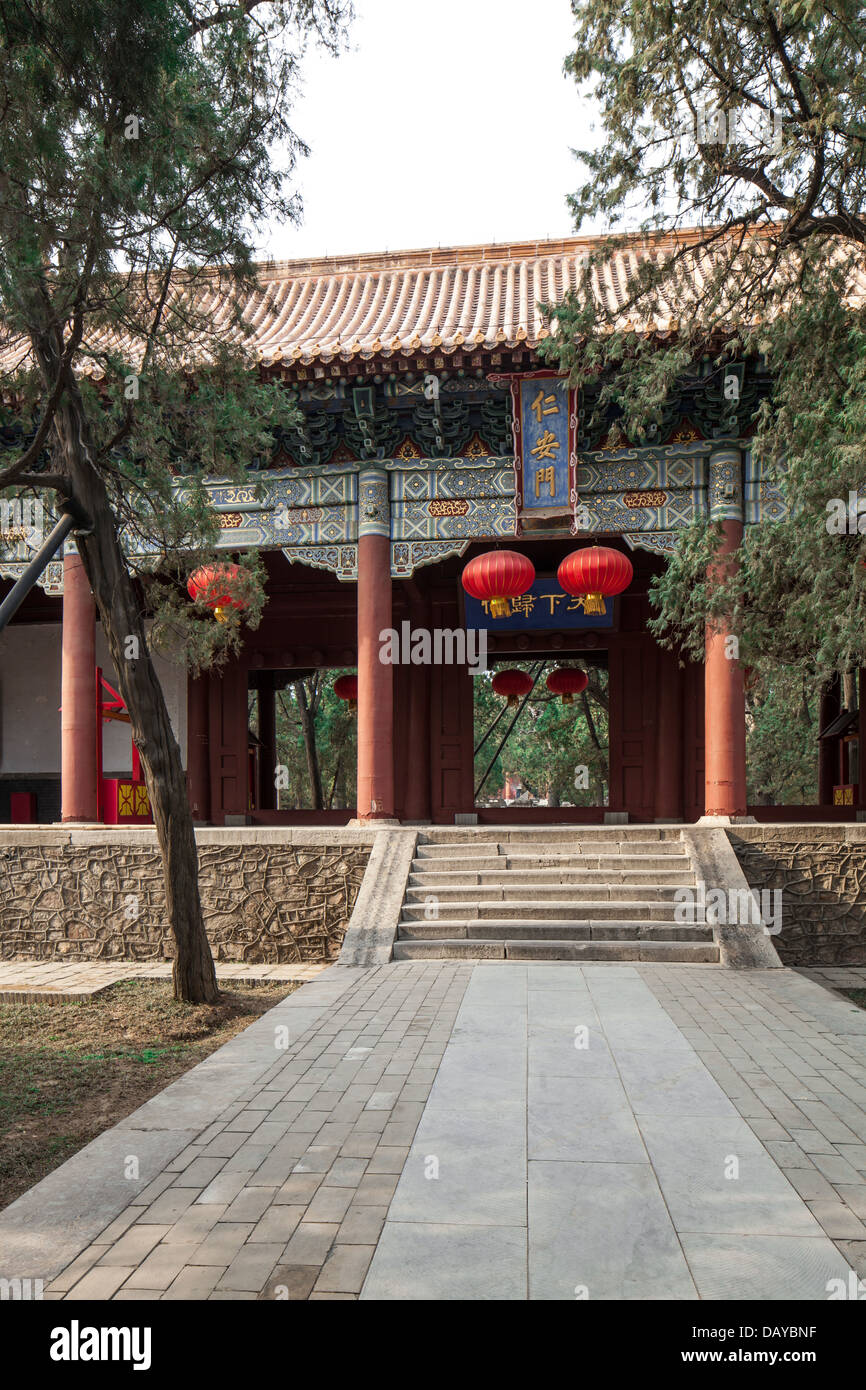 Dai temple in china taishan hi-res stock photography and images - Alamy