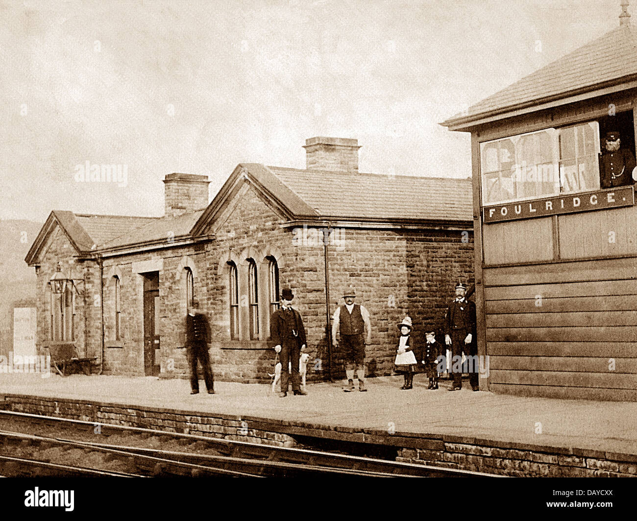 Railway signal 1900s hi-res stock photography and images - Alamy