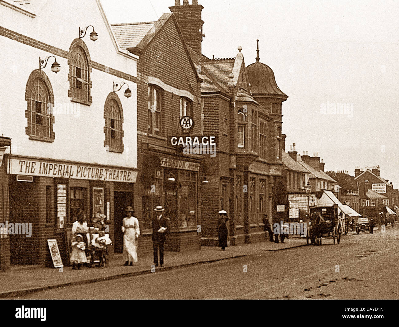 Crawley Brighton Road probably 1920s Stock Photo - Alamy