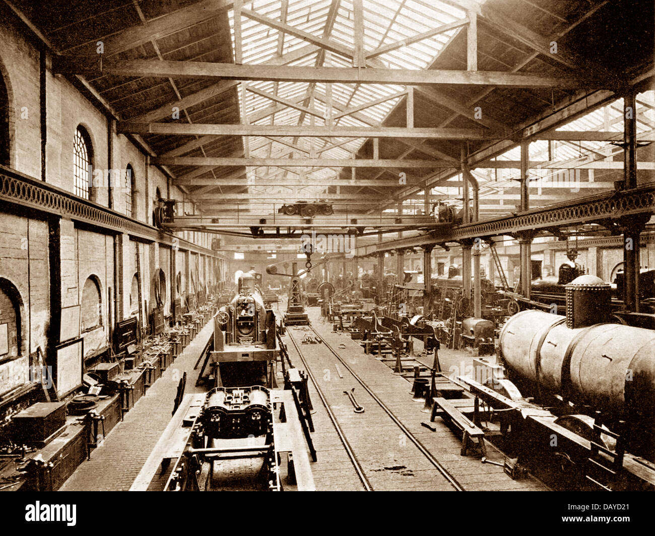 Crewe works hi-res stock photography and images - Alamy