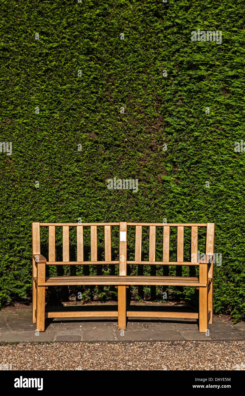 Hyde park seat hi-res stock photography and images - Alamy