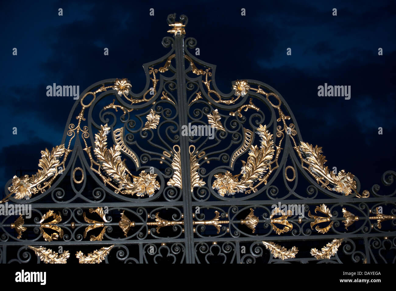 Catherine palace gate gates hi-res stock photography and images - Alamy