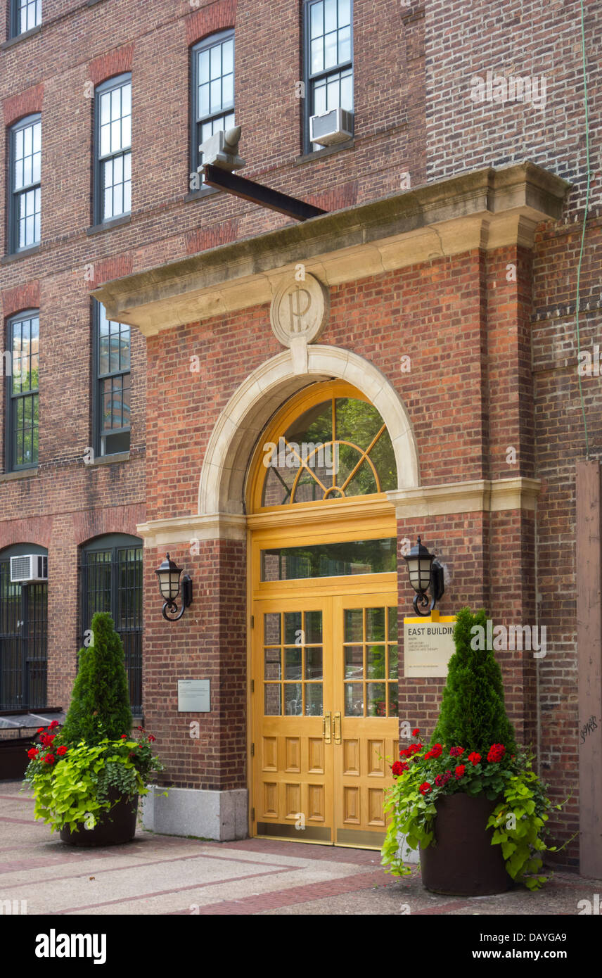 Pratt Institute Brooklyn NYC Stock Photo - Alamy