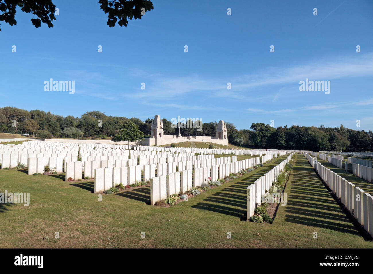 A view across headstones towards the central memorial in the Étaples ...