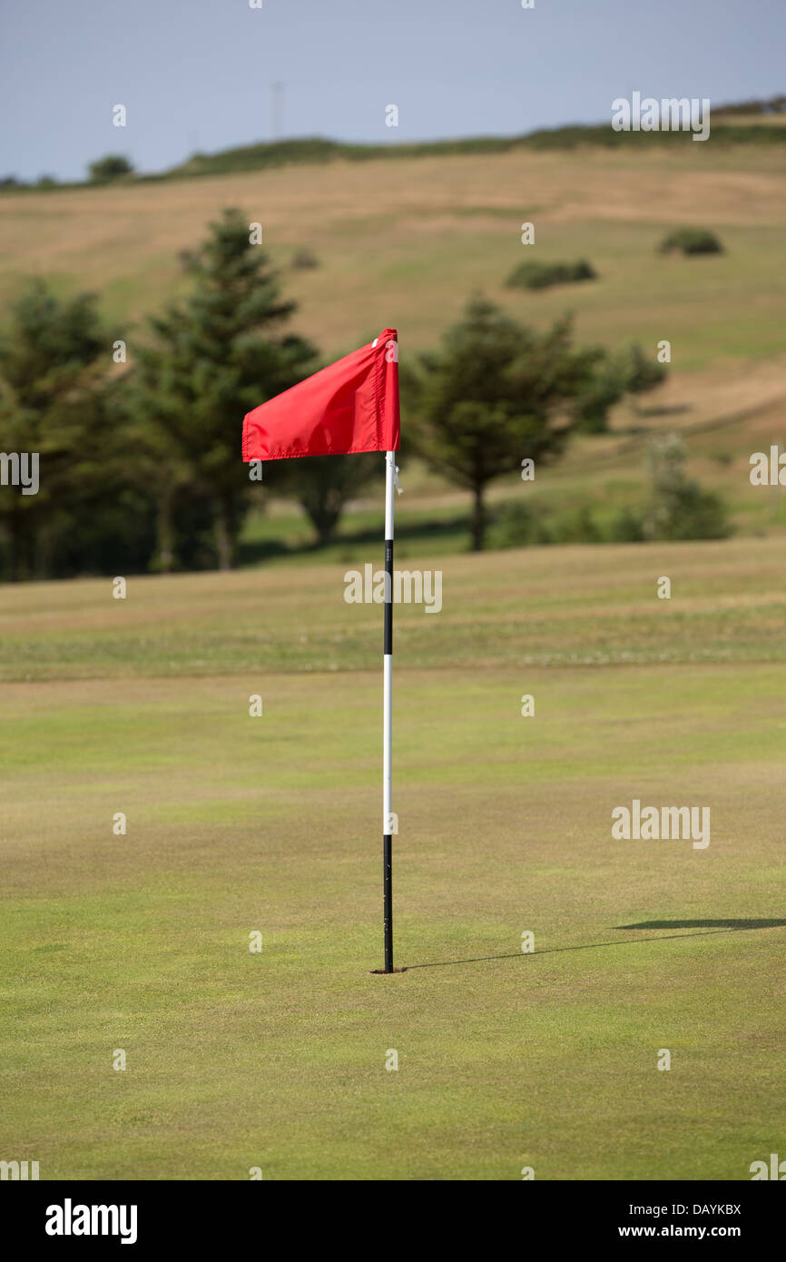 Golf hole flag hi-res stock photography and images - Alamy