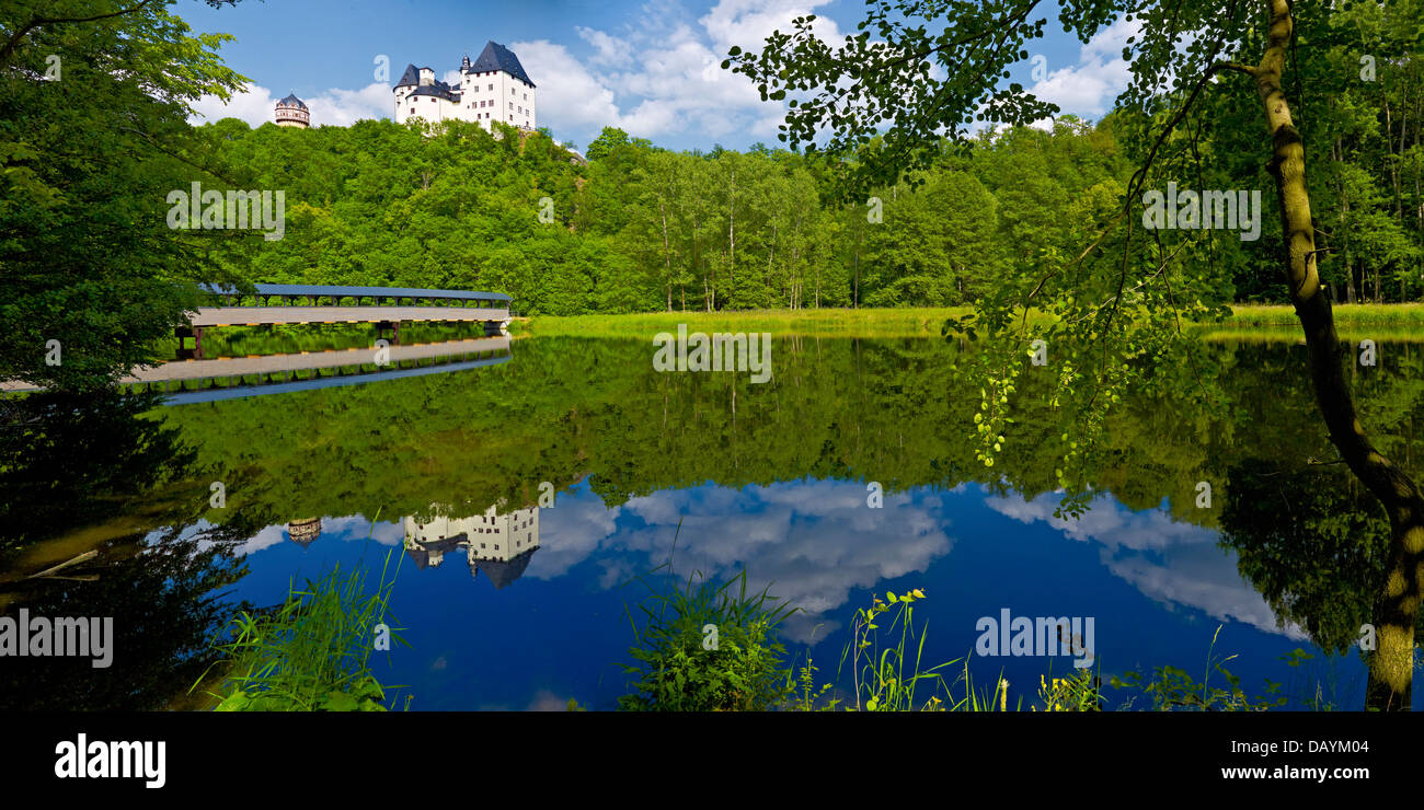 Burgk Castle, Thuringia, Germany Stock Photo - Alamy
